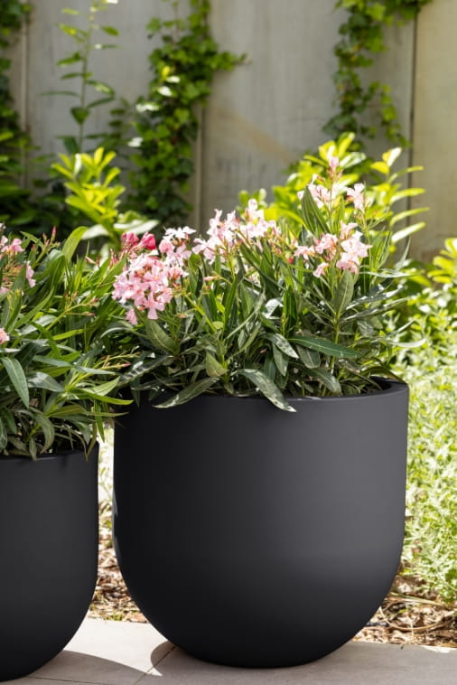 Okrągła Nowoczesna donica Monumo Primo beżowa pełna pojemność H:50 - Monumo